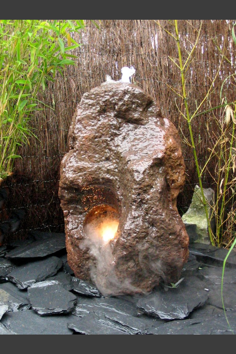 Lava Vulkan Quellstein 55cm - Specials - Quellsteine - Quellstein ...