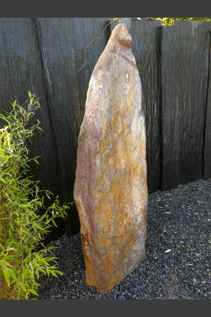 Monolith Schiste rouge-coloré 178cm de haut - Pierres Solitaires ...