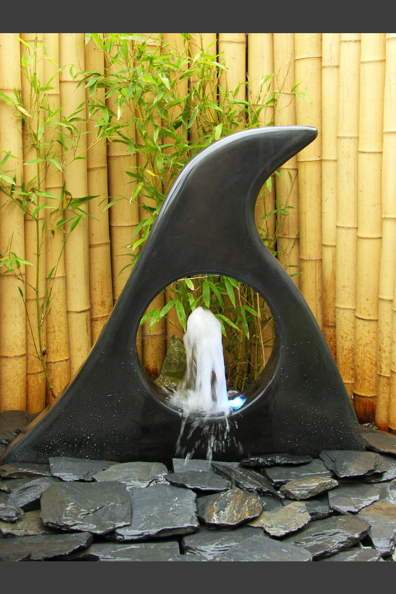 Fontaine de jet d'eau moussant - "l'onde" - Art en pierre - Monolithique