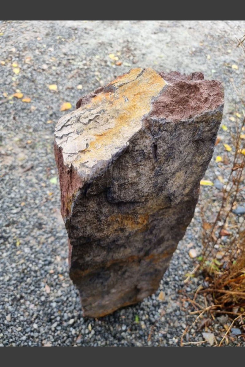 Monolith Schiste rouge-coloré 102cm de haut - Pierres Solitaires - Monolithique