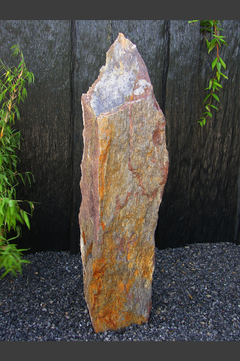 Monolith Schiste rouge-coloré 152cm de haut - Pierres Solitaires ...