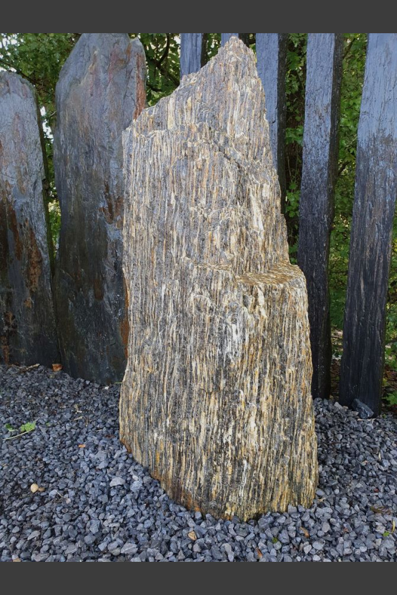 Monolith de gneiss zébrées 97cm de haut - Gneiss - Granite - Pierres ...