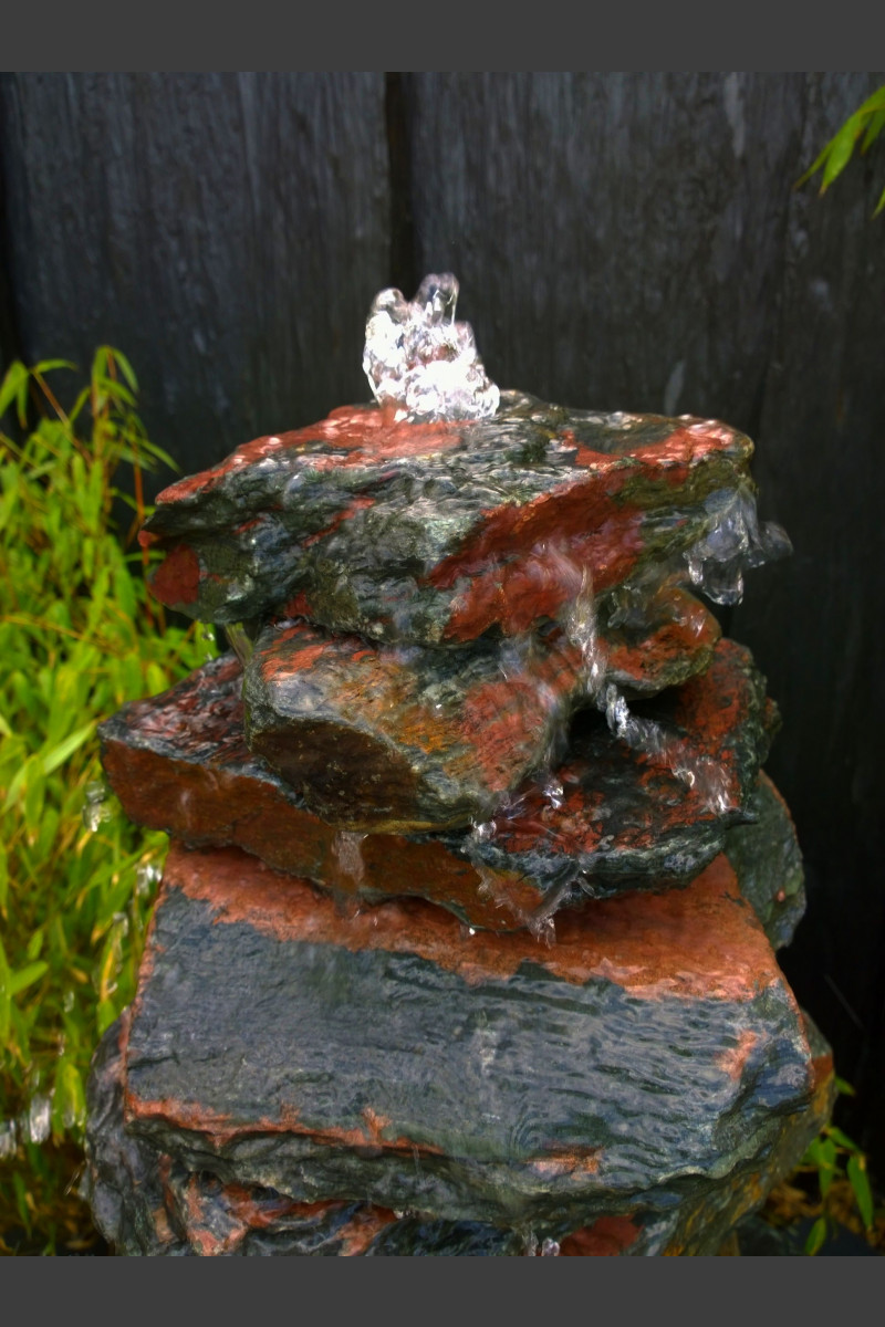 Cascade fontaine de jardin complet schiste noir-rouge 110cm - Fontaines ...